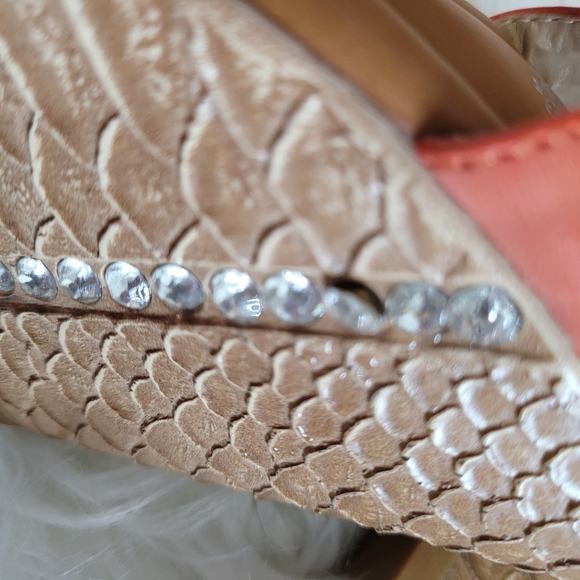 Italina | Shoes | Nib Super Cute Italian By Summer Rio Coral Snake ...